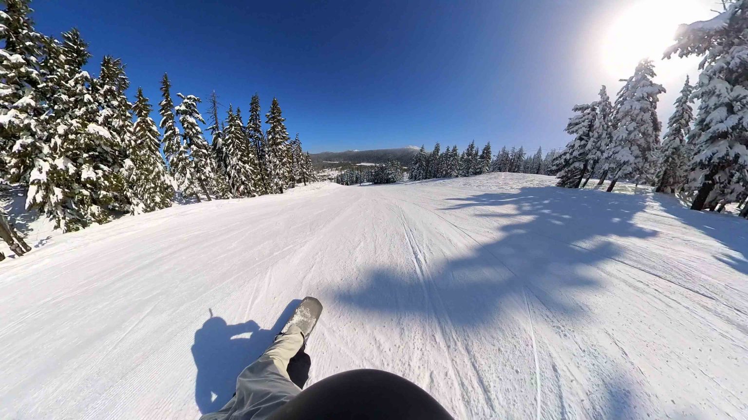 Stranda Descender 2024-2025 Snowboard Review (with video)
